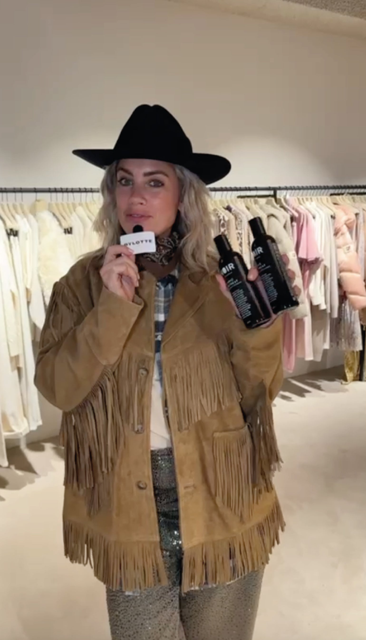 Lotte’s haarroutine: de geheimen achter haar perfecte look– Salon Bosman
